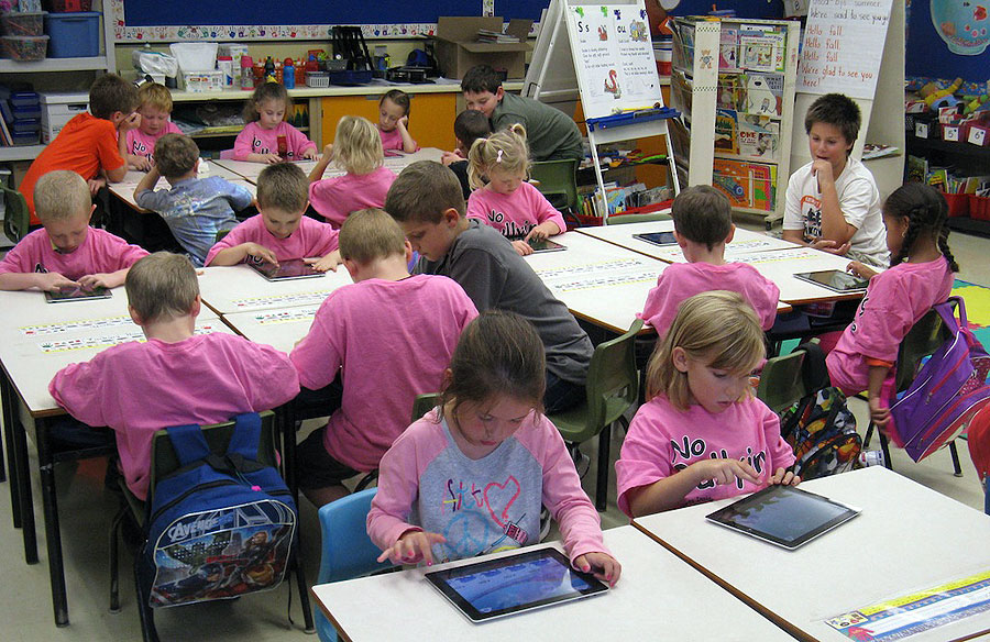 Profesorul moldovean vs. profesorul canadian – Ziarul de Gardă