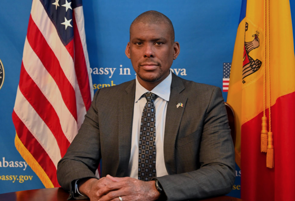 Ambasadorul SUA la Chișinău a avut o întâlnire cu liderii mai multor ...