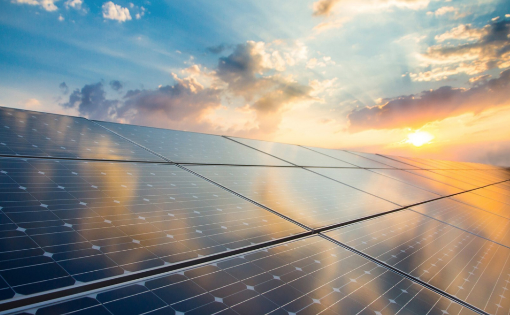 Cele mai frecvente întrebări despre energia solară. Răspunde Alexandru ...