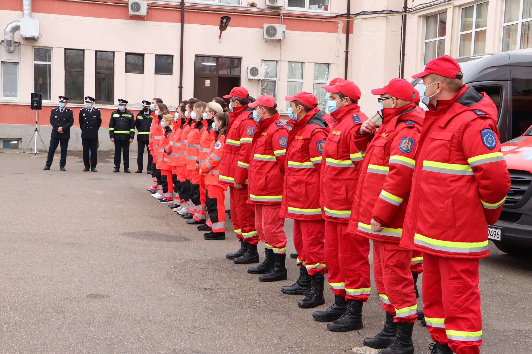 FOTO/ Medicii și paramedicii SMURD din R. Moldova, detașați în România ...