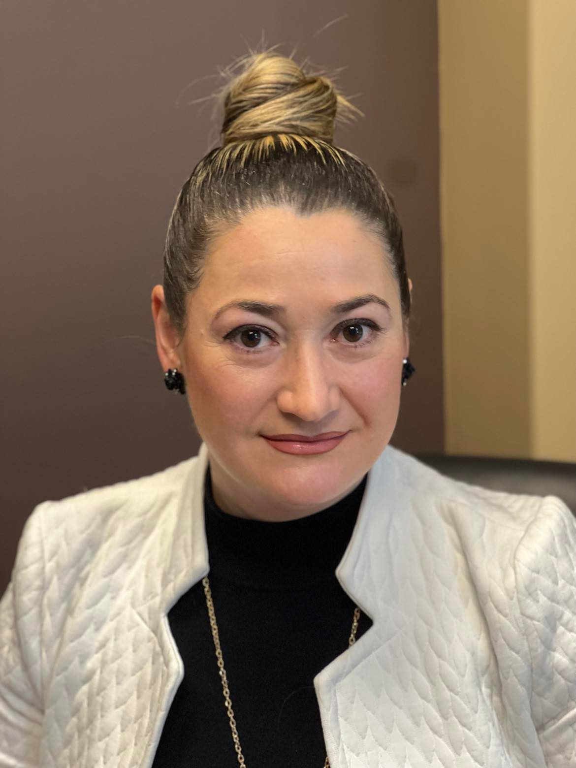 Daniela Botolin, doctor în medicină, chirurgă în SUA, originară din R ...