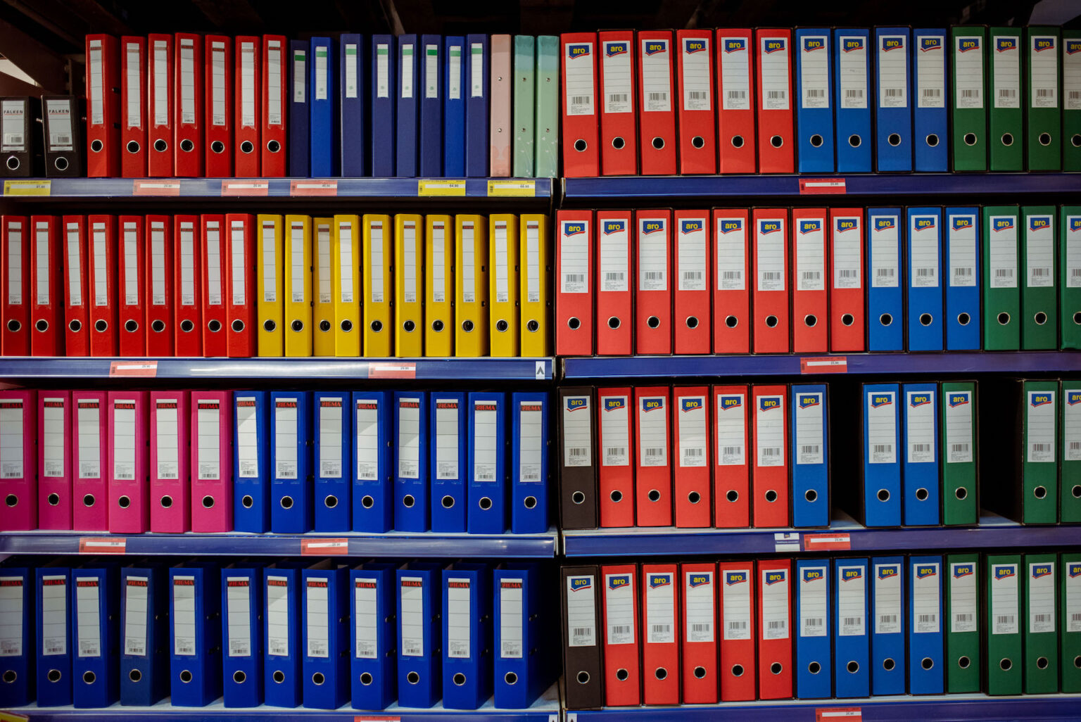 Asigură-ți angajatul cu tot necesarul la locul de muncă. Ce rechizite ...