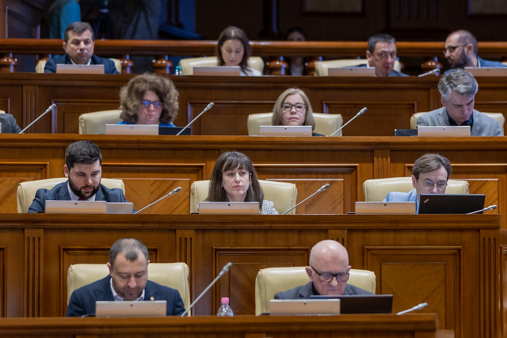 Mai mulți cetățeni vor beneficia de ajutor pentru perioada rece a ...