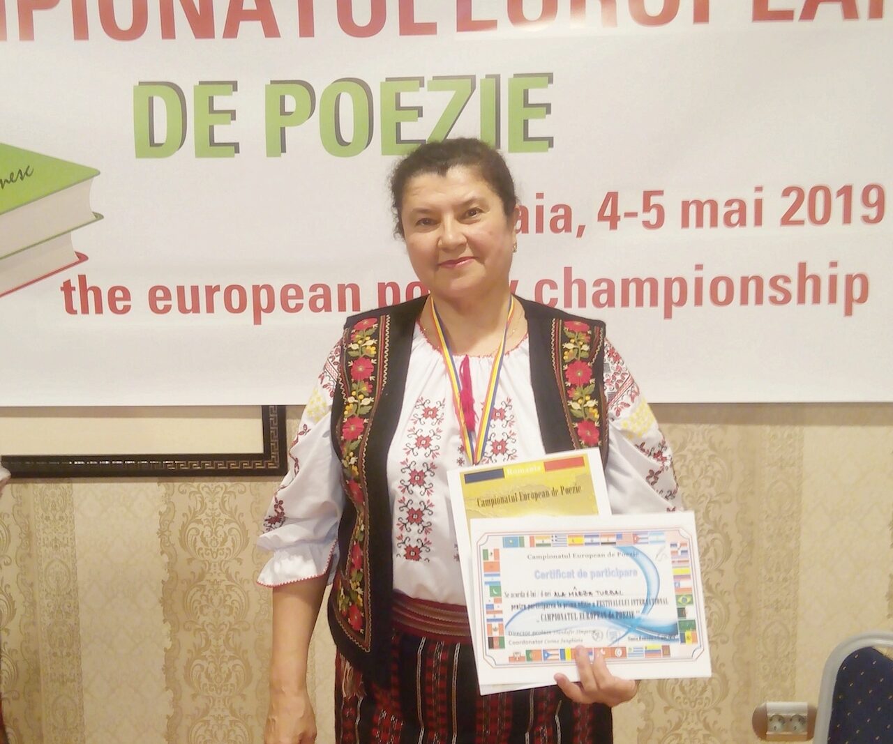 E greu să fii profesor astăzi în R. Moldova? Explicațiile unei profesoare de la singurul liceu ...