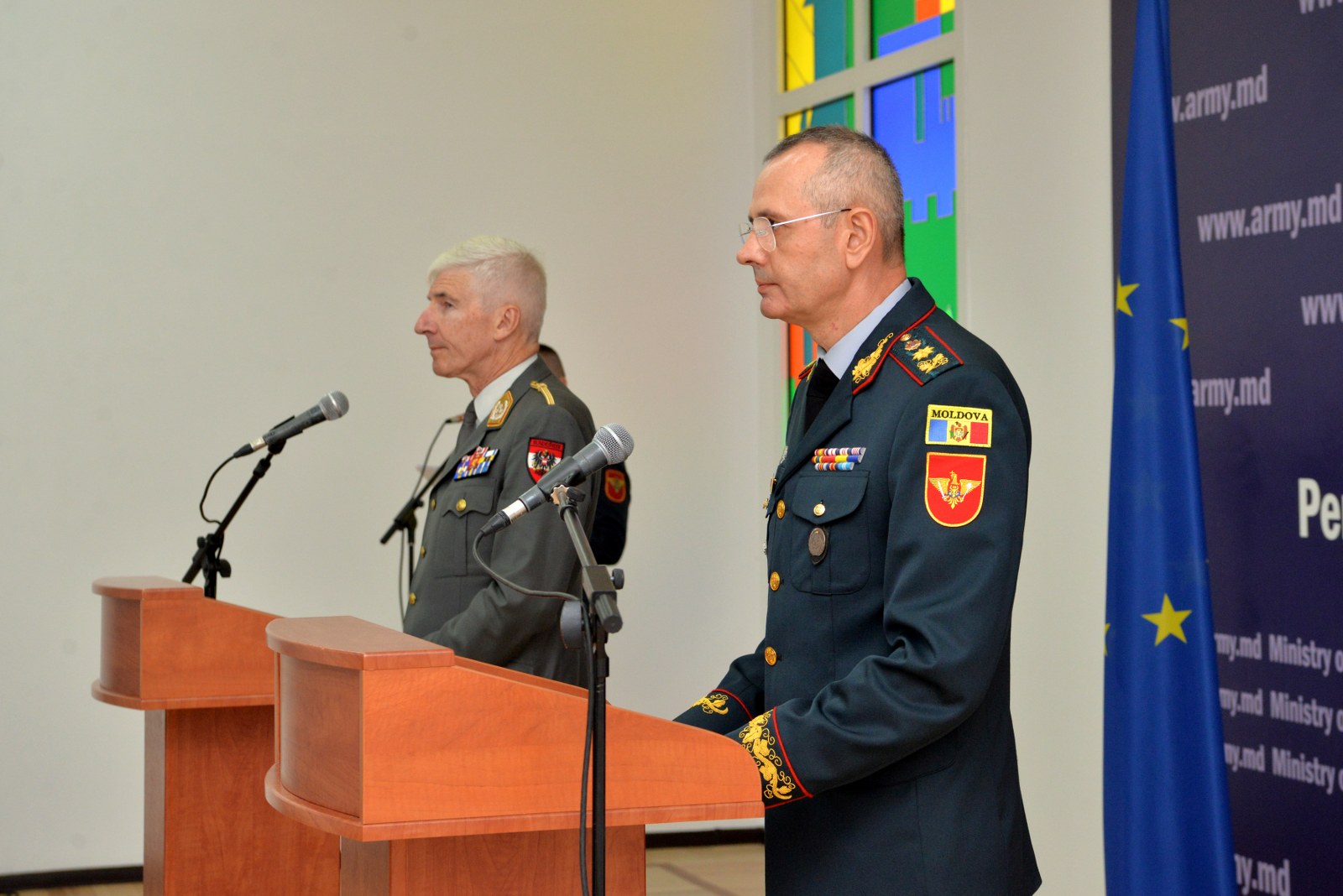 Armata Națională vizitată de o delegație a Comitetului Militar al UE ...