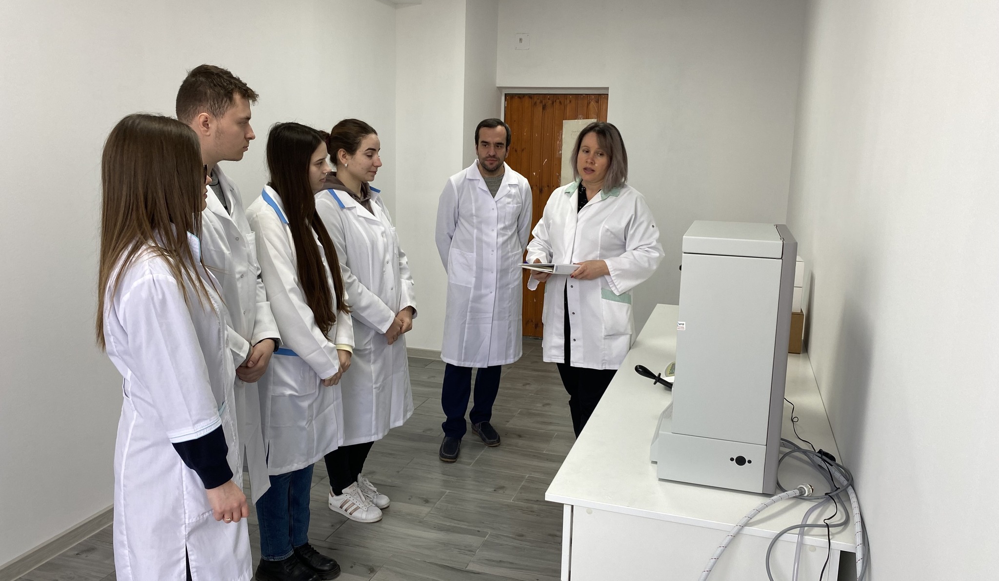 FOTO/ Un laborator pentru integrarea învățământului ingineresc, deschis ...