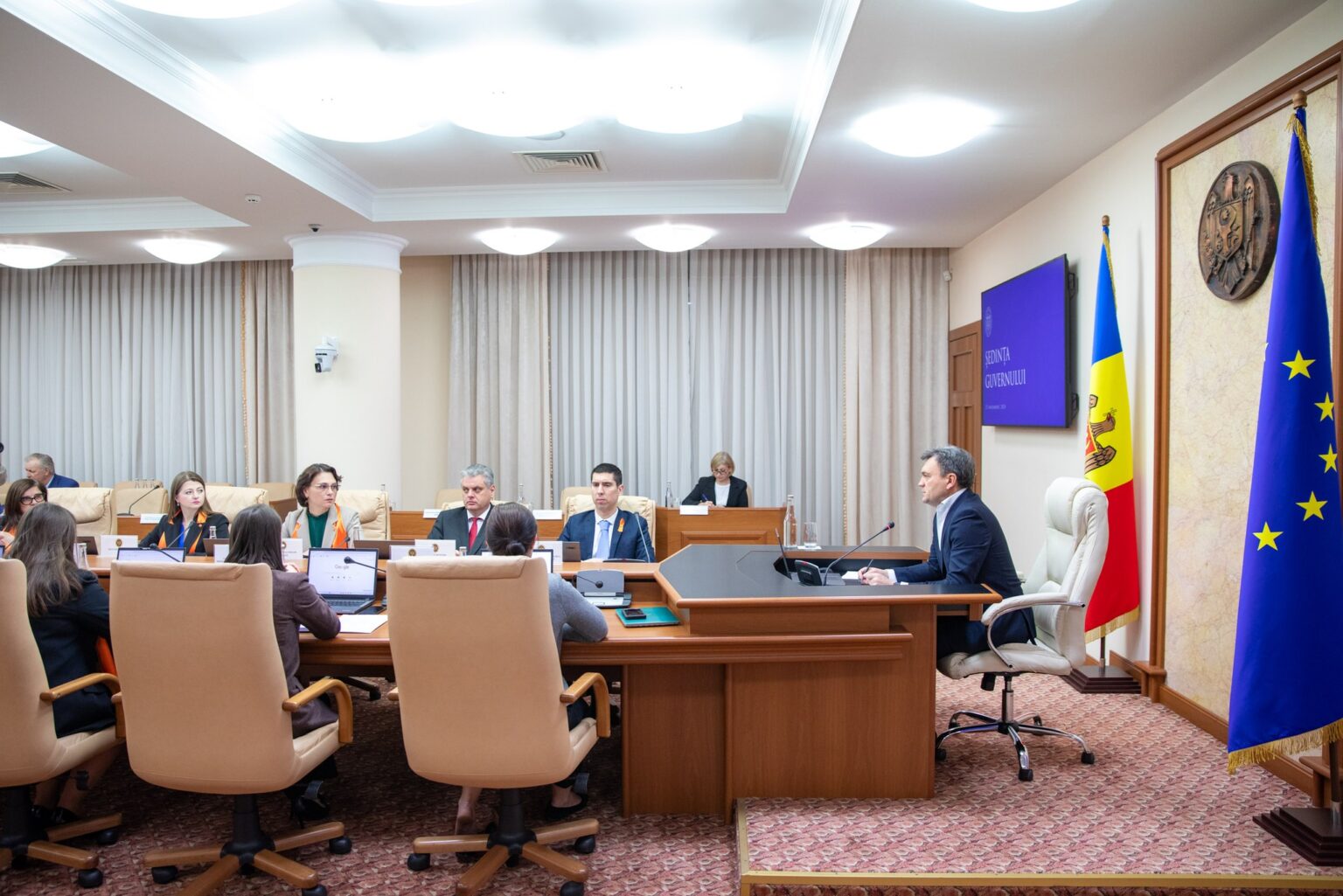 VIDEO/ Ședința Guvernului: legea bugetului de stat pentru anul 2025 ...