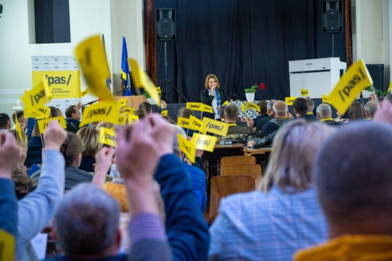 Actualii deputați care nu se mai regăsesc în lista PAS pentru alegerile ...