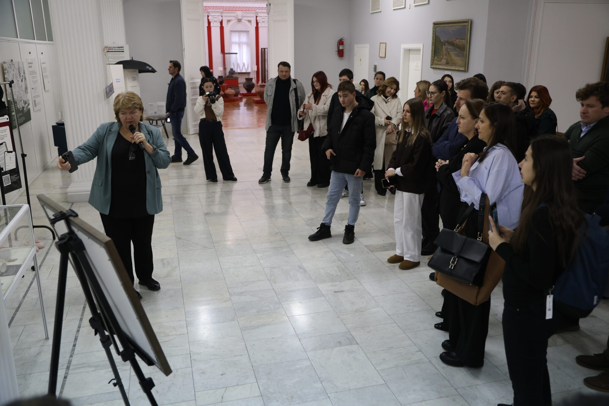 ZdG a inaugurat oficial a 5-a expoziție dedicată luptei împotriva ...
